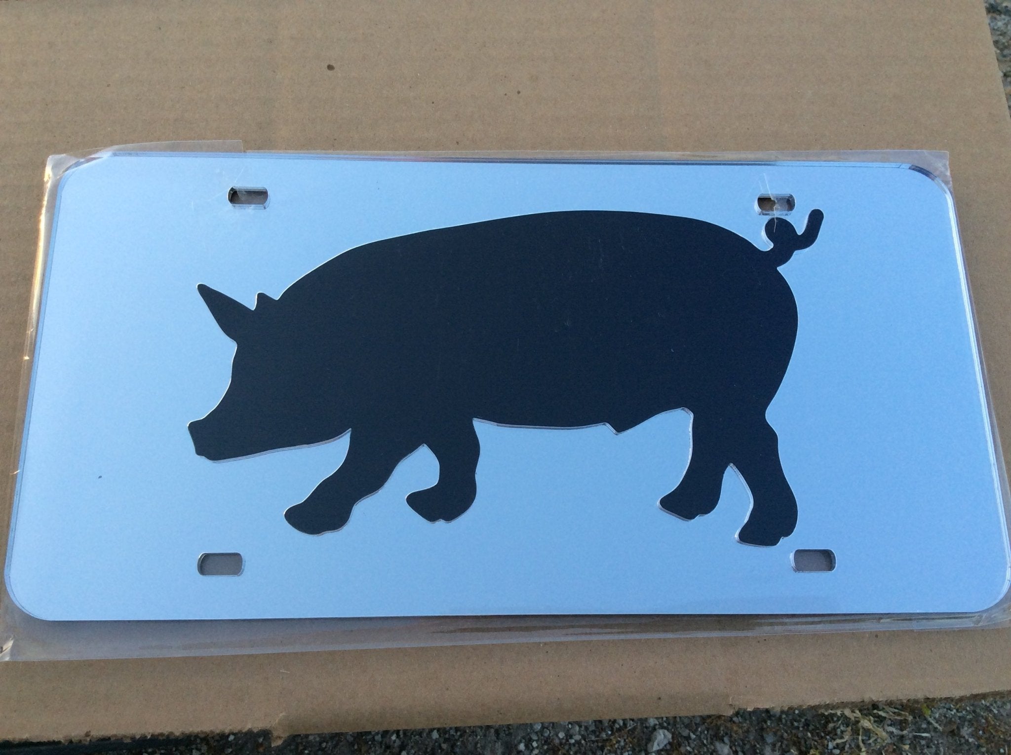 License plates – The Branded Barn