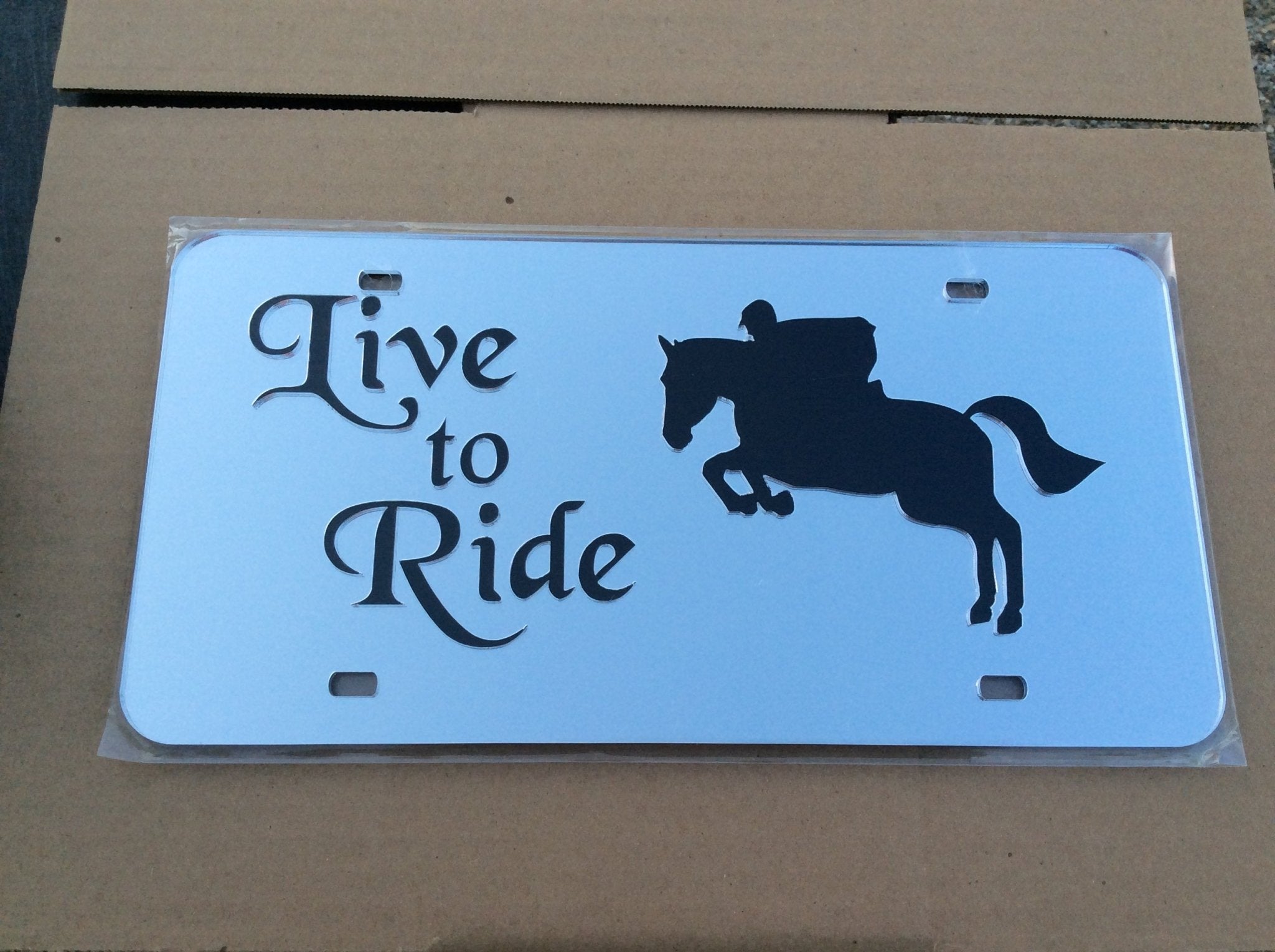 License plates – The Branded Barn